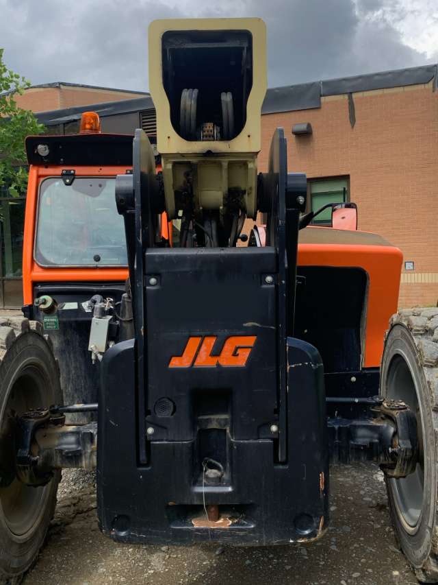 2018 JLG 943 - aerialtitans