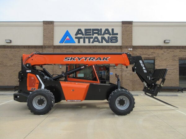 NEW 2025 SKYTRAK 6042 Telehandler Forklift | Aerial Titans