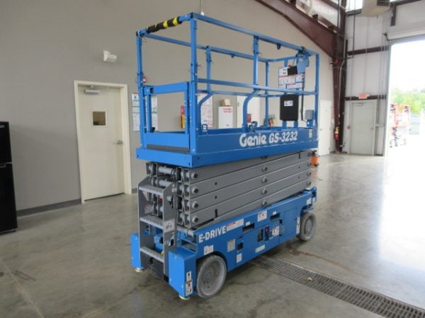 NEW 2025 GENIE GS-3232 E-DRIVE Scissor Lift | Aerial Titans