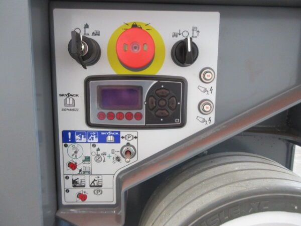 NEW 2025 SKYJACK SJ20E - Vertical Mast Lift | Aerial Titans