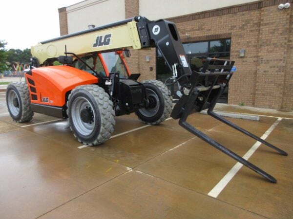 NEW 2025 JLG 943 Telehandler Forklift | Aerial Titans