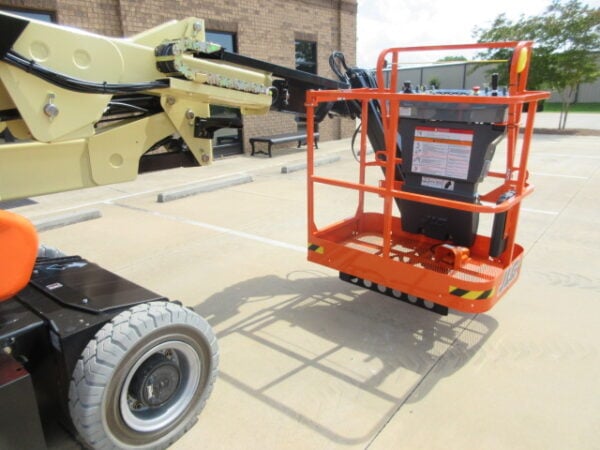NEW 2025 JLG E400AJPN Articulating Boom Lift | Aerial Titans