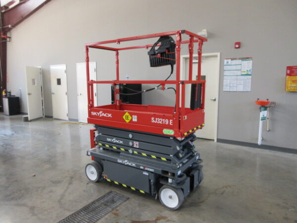 NEW 2024 SKYJACK SJ3219E Scissor Lift – EE RATED | Aerial Titans