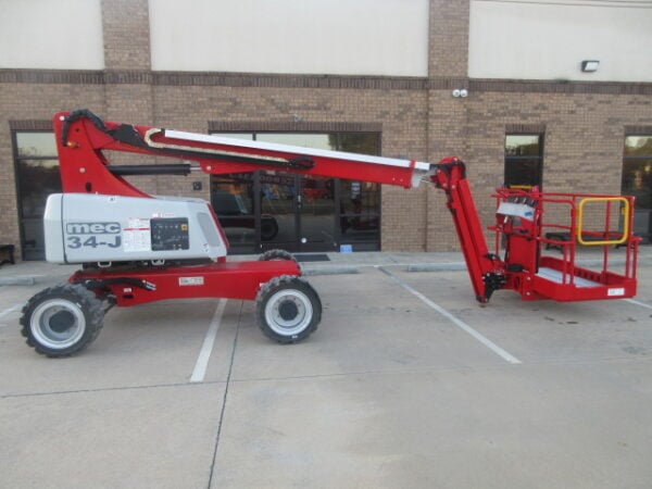 NEW 2024 MEC 34-J Telescopic Boom Lift | Aerial Titans