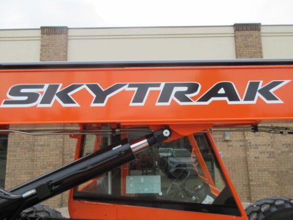 NEW 2025 SKYTRAK 8042 Telehandler Forklift | Aerial Titans