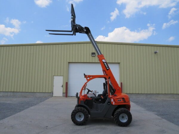 NEW 2025 SKYTRAK 3013 Telehandler Forklift | Aerial Titans