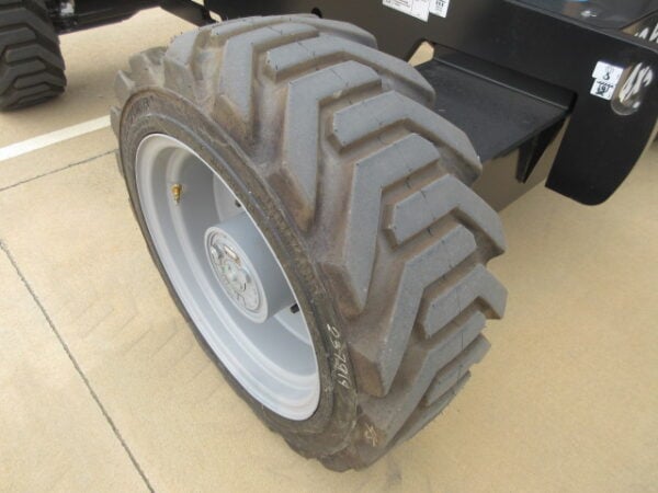 NEW 2025 GENIE Z-45 XC – New Articulating Boom Lift | aerialtitans